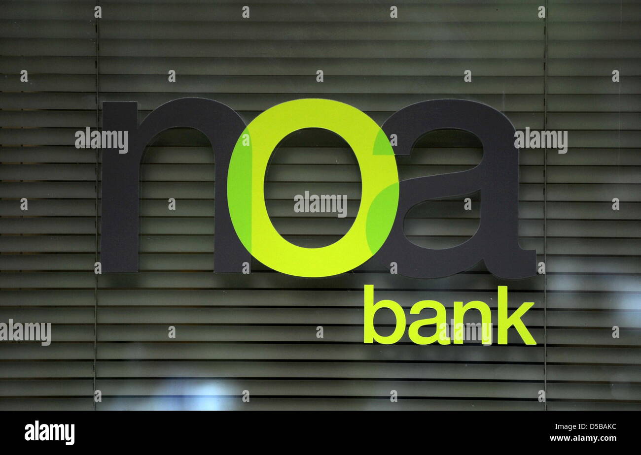 Accept payments hi-res stock photography and images - Alamy