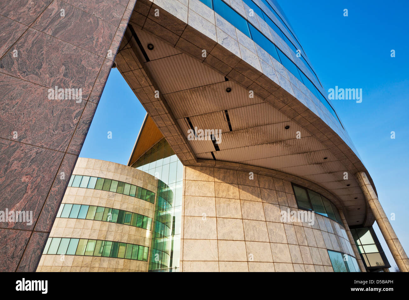 Cardiff architecture hi-res stock photography and images - Alamy