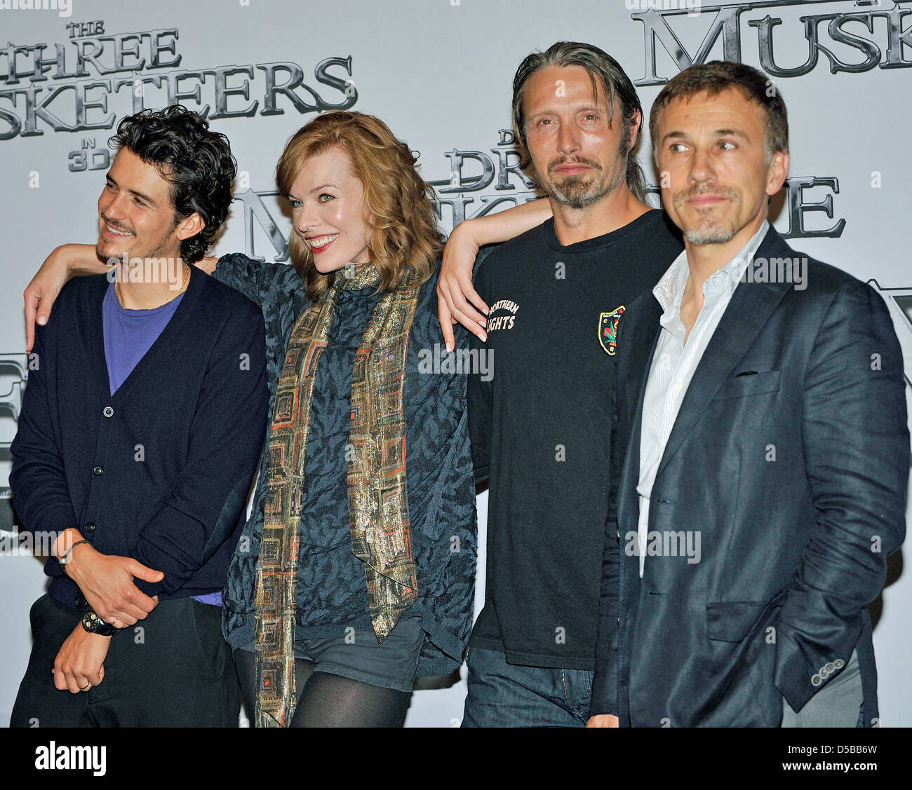 Orlando bloom milla jovovich mads hi-res stock photography and images ...