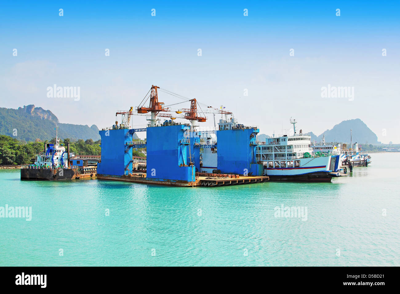 Surat port hi-res stock photography and images - Alamy