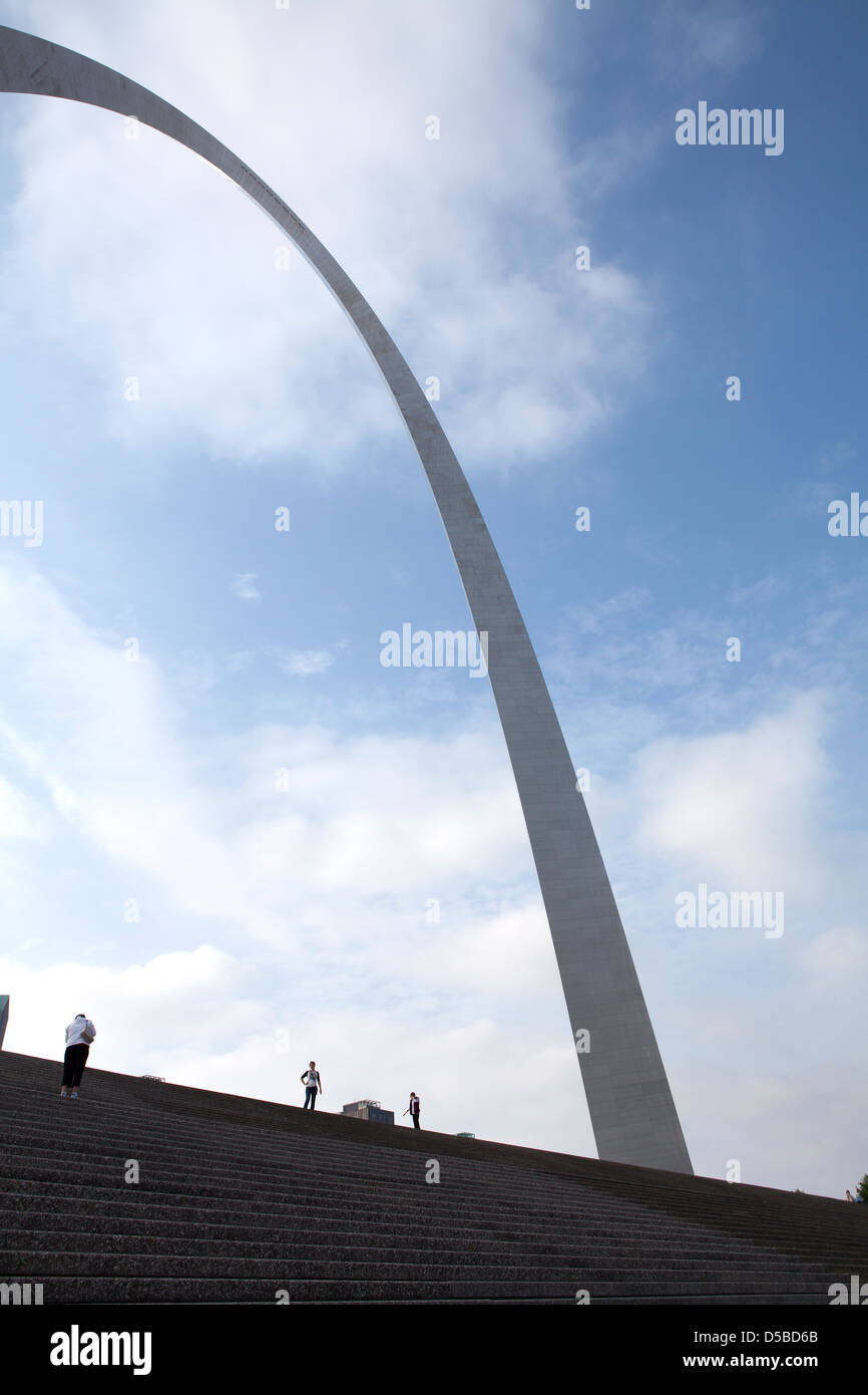 Stairs going up to the Gateway Arch, Saint Louis, Missouri, USA Stock ...