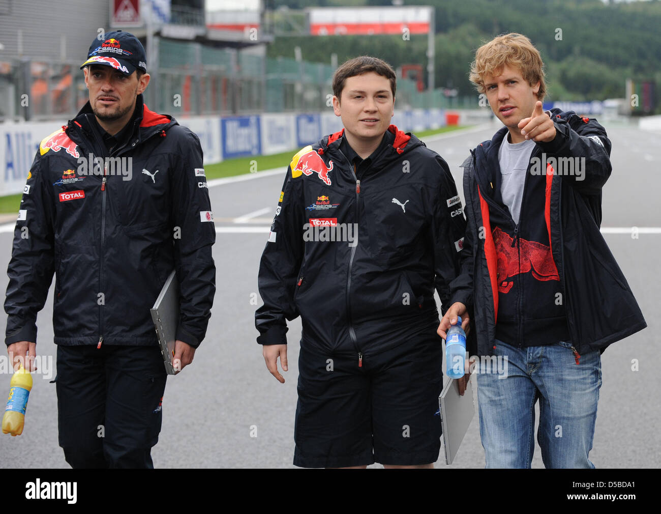 Red bull racing walk circuit hi-res stock photography and images - Alamy