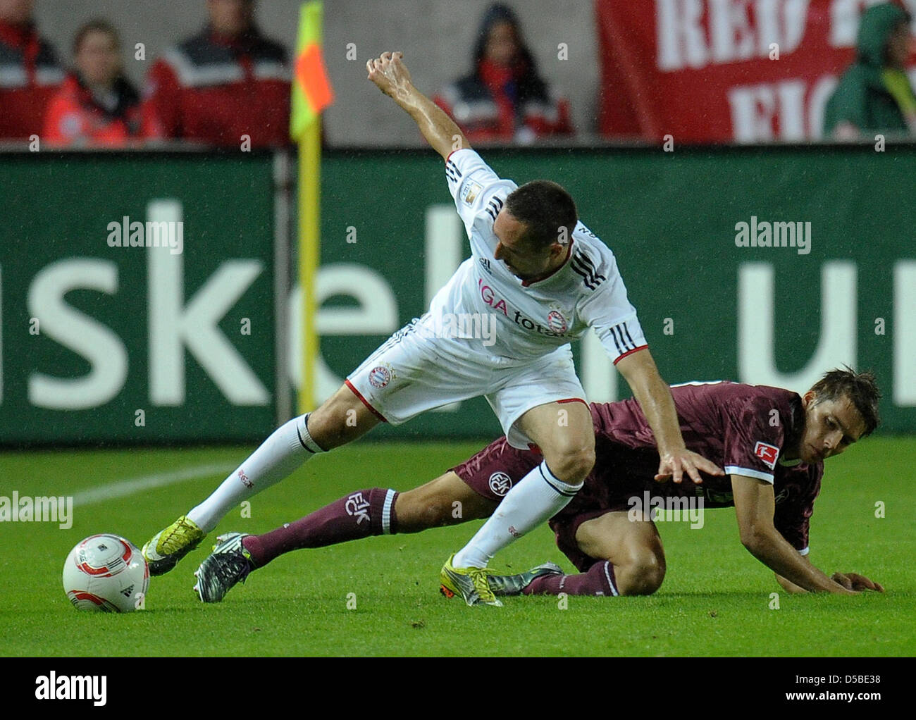 Kaiserslautern's Clemens Walch (R) and Munich's Franck Ribery fight for ...
