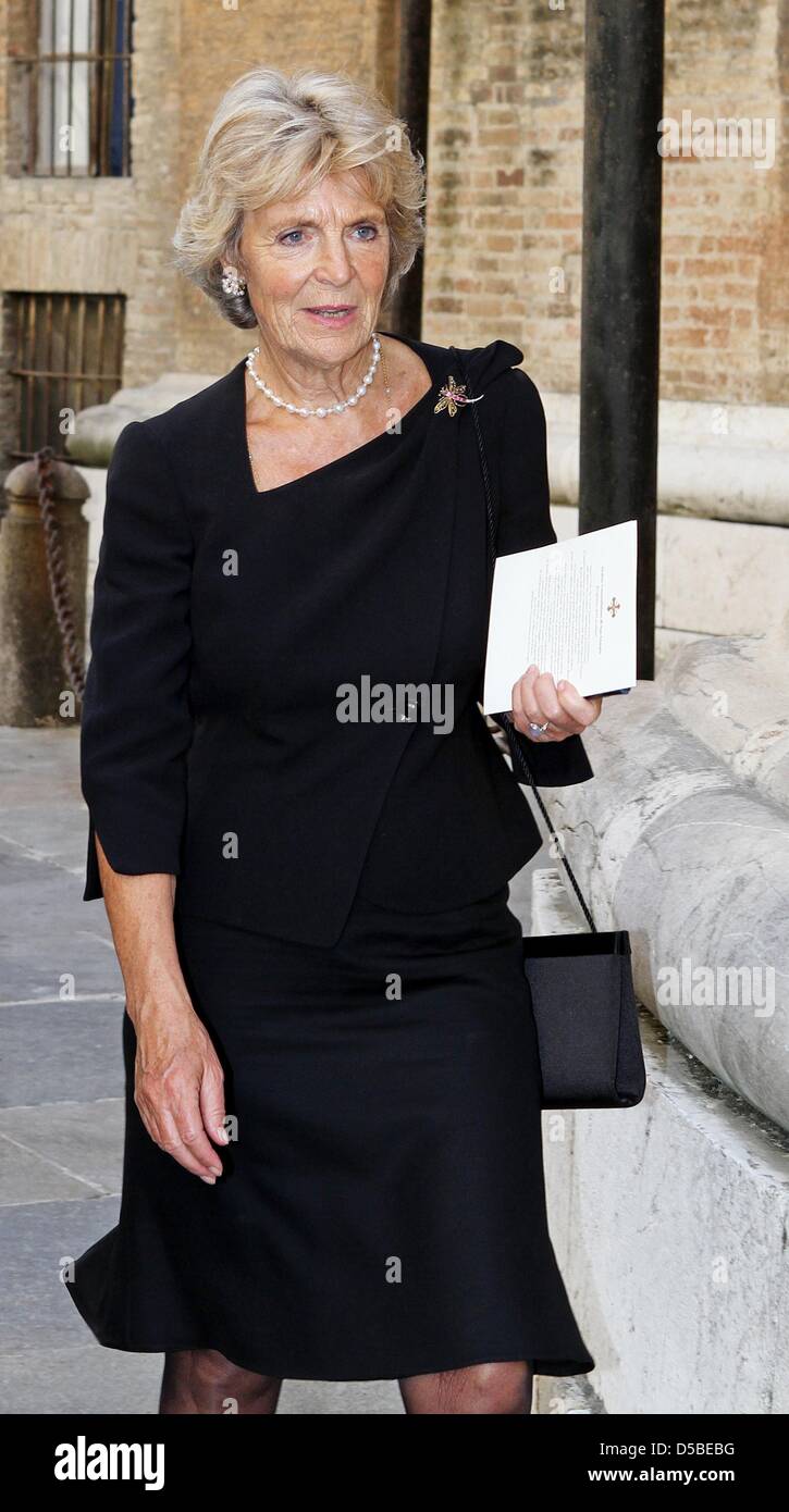 Princess Irene of the Netherlands attends the funeral of Prince Carlos ...