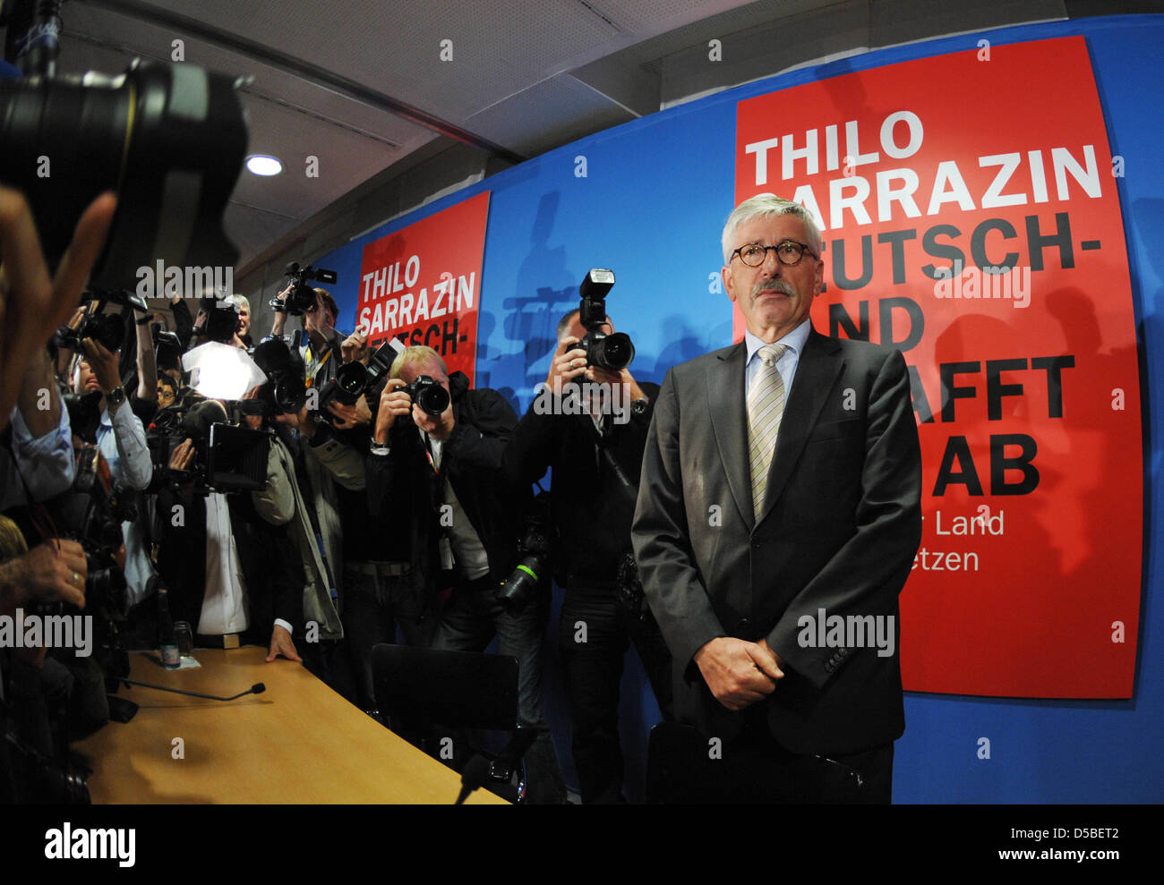 Author Thilo Sarrazin at the launch of his book 'Germany abolishes ...