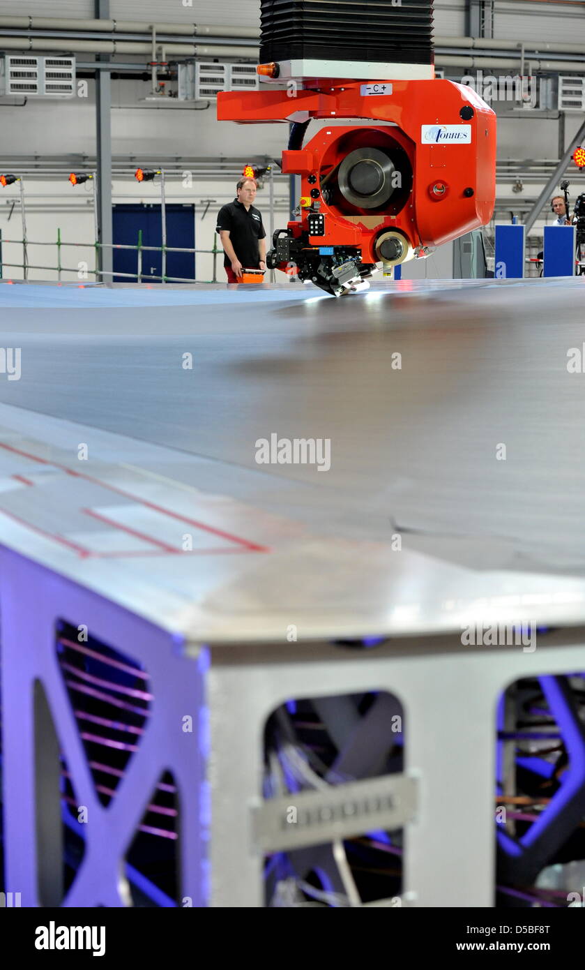 View on the fibre placement system as the production of Airbus A350 XWB ...