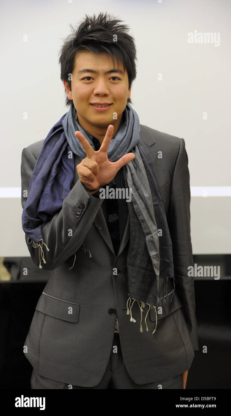 Chinese pianist Lang Lang poses during the premiere of his film 'The ...