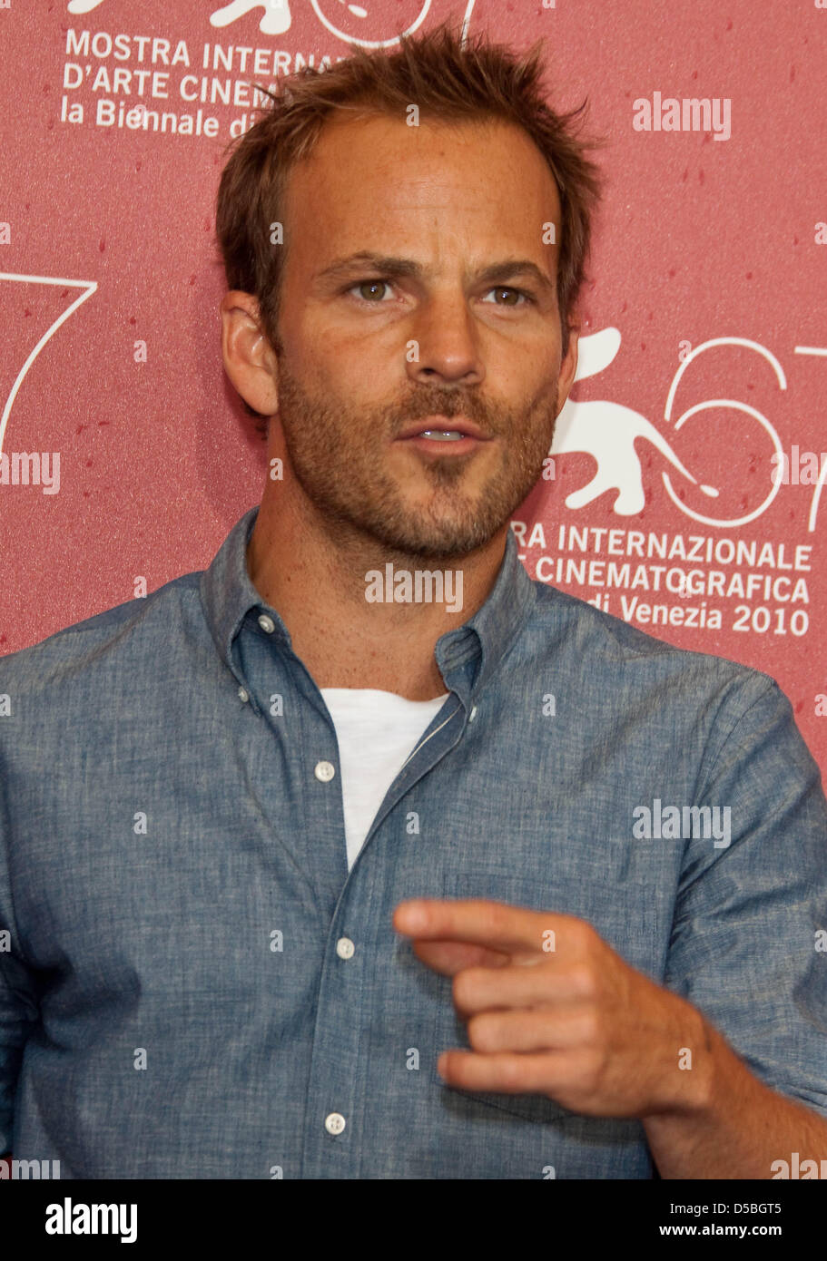 Actor Stephen Dorff attends the photocall of "Somewhere" during the ...