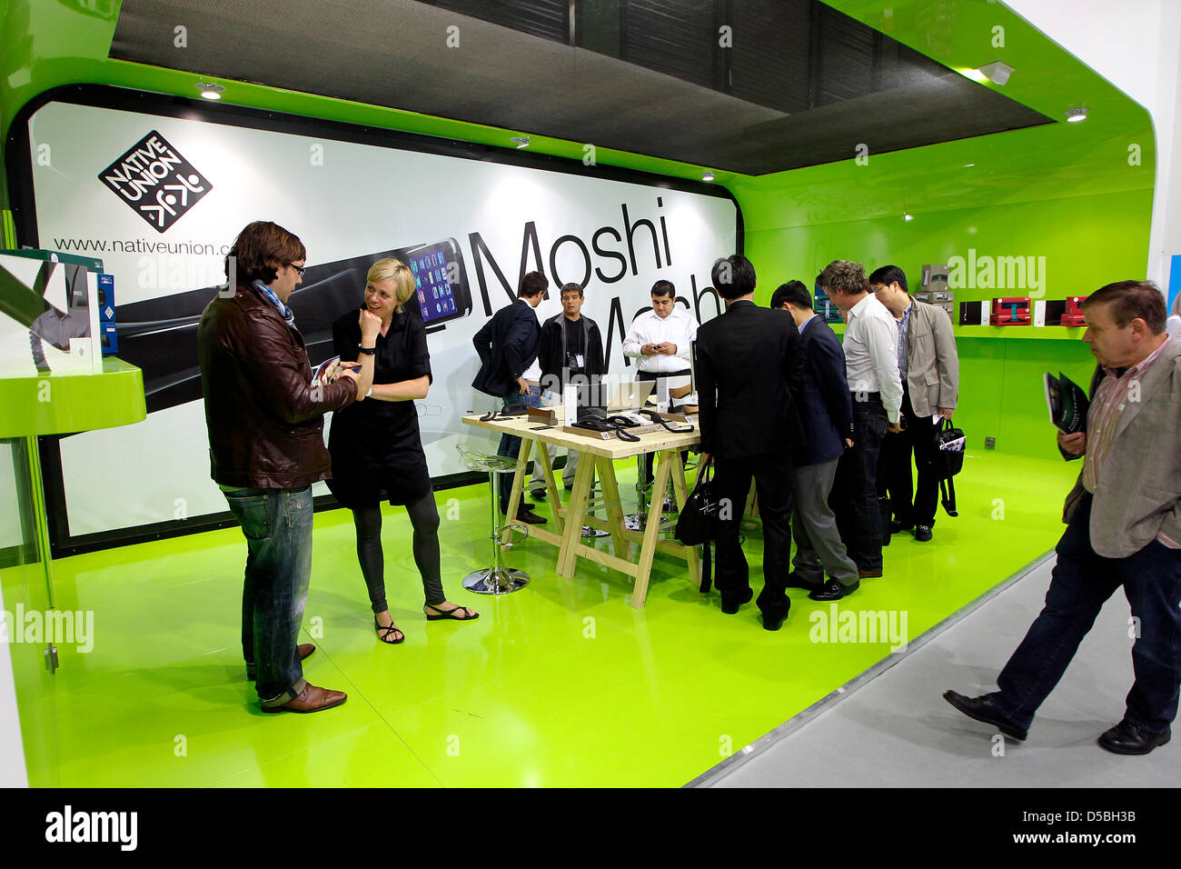 Visitors to the iZone, where any accesoires for Apple's iPhone are ...