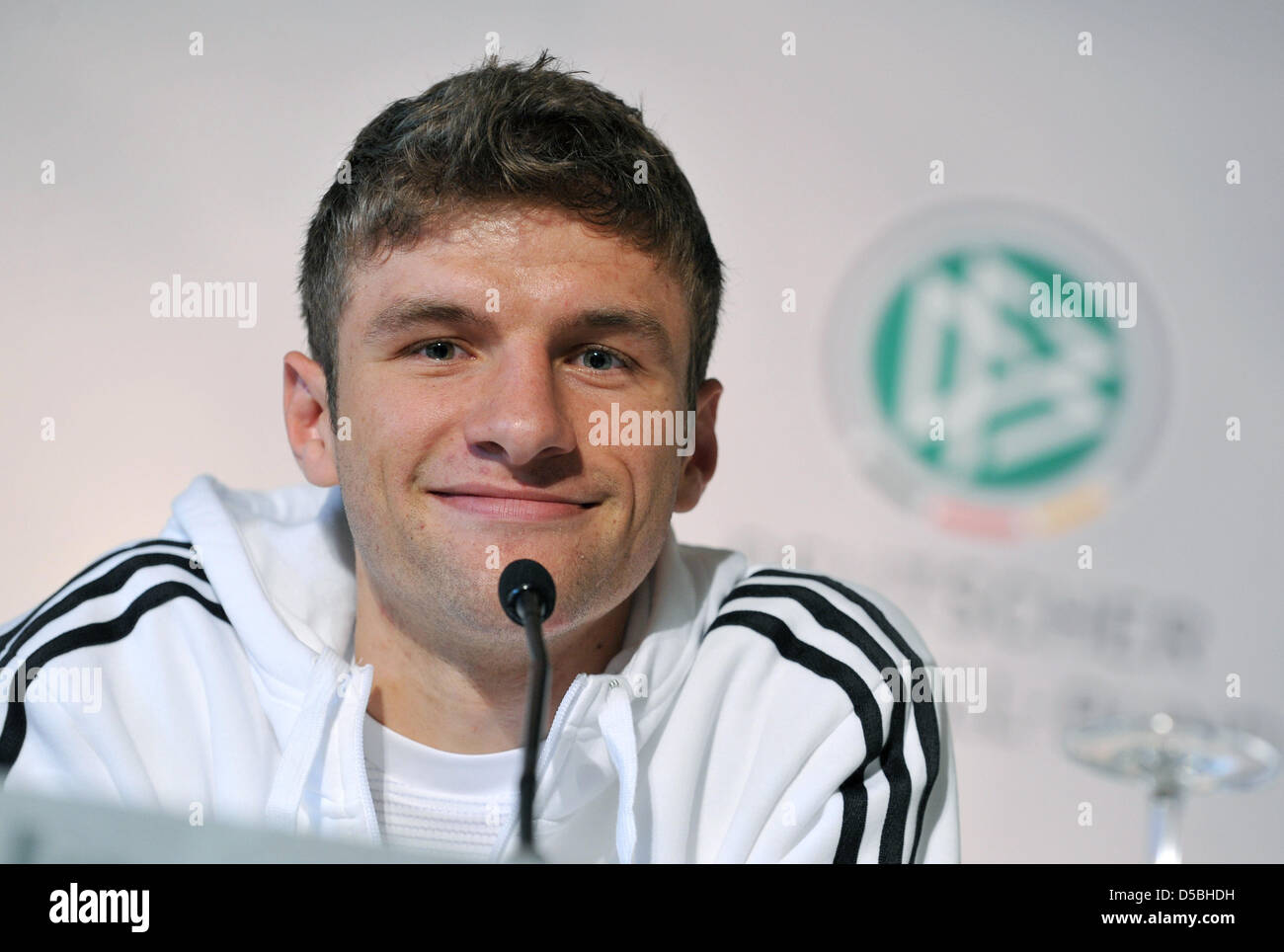 Soccer player Thomas Mueller speaks during a press conference in ...