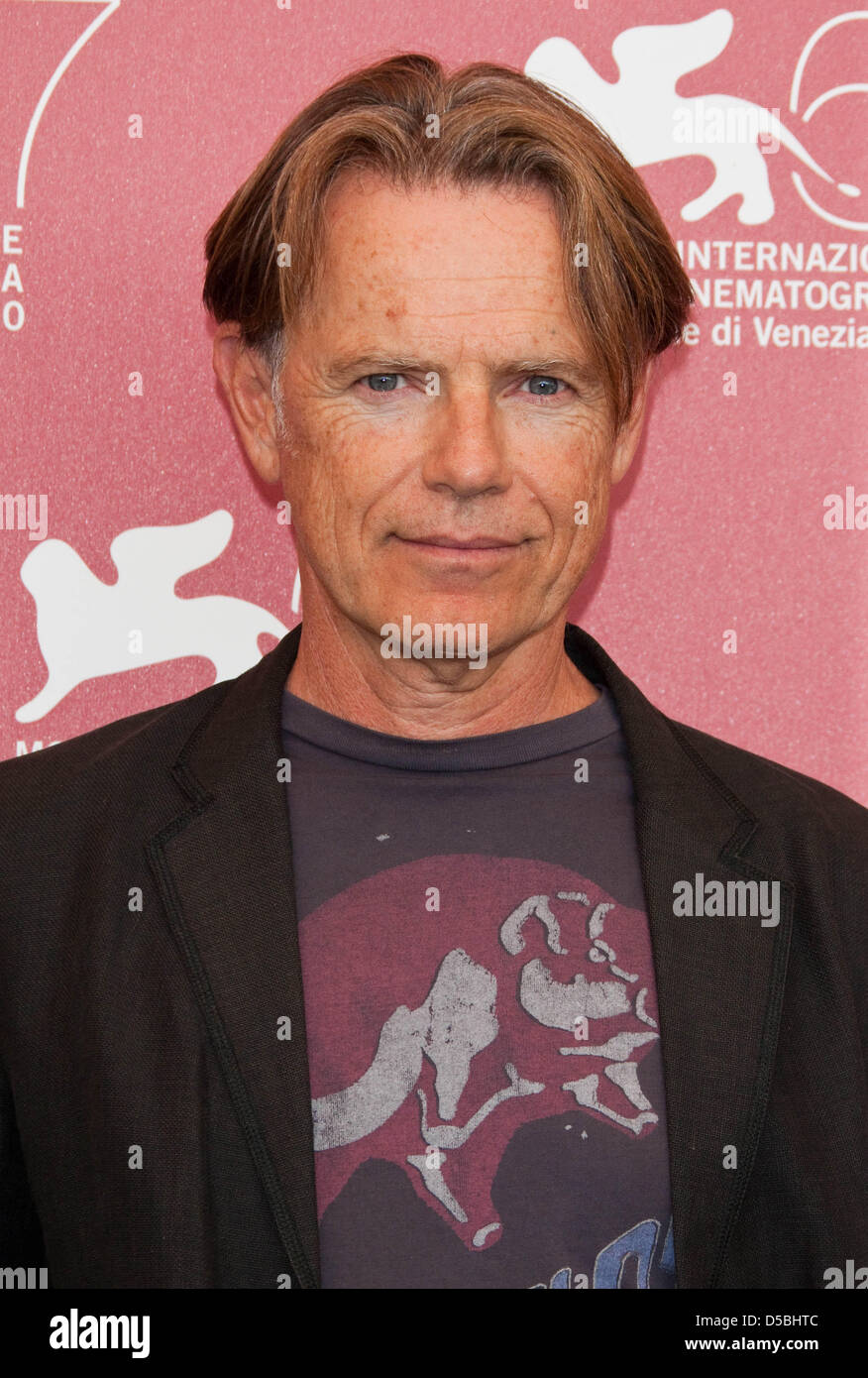 Actor Bruce Greenwood attends the premiere of "Meek's Cutoff" during ...