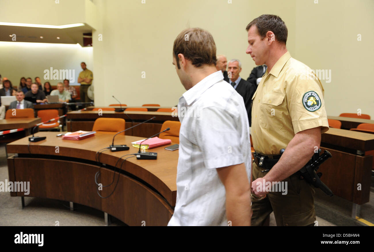 Ten year sentence hi-res stock photography and images - Alamy
