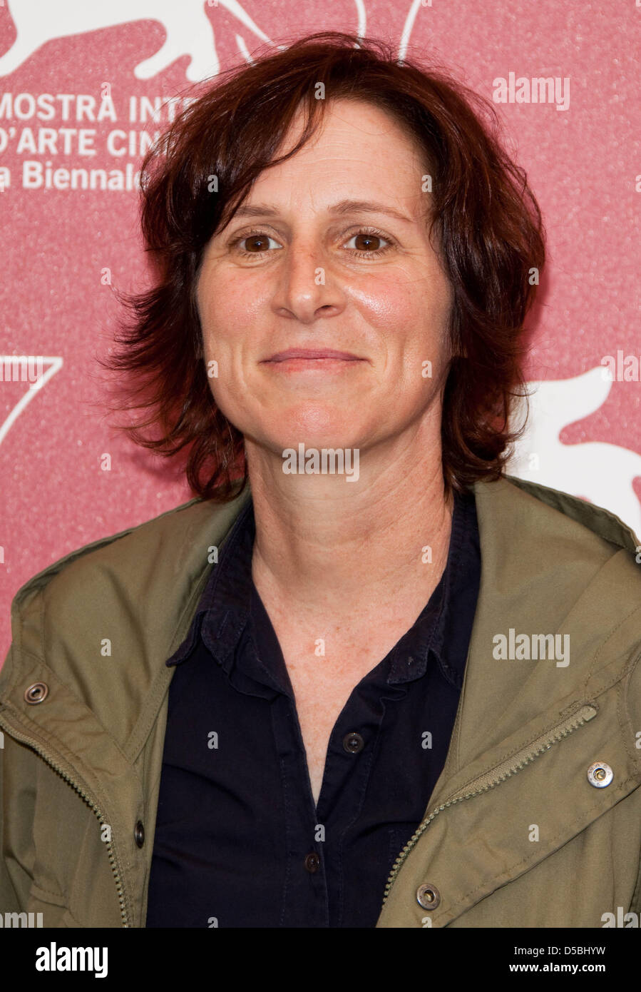 Director Kelly Reichardt attends the photocall of "Meek's Cutoff ...