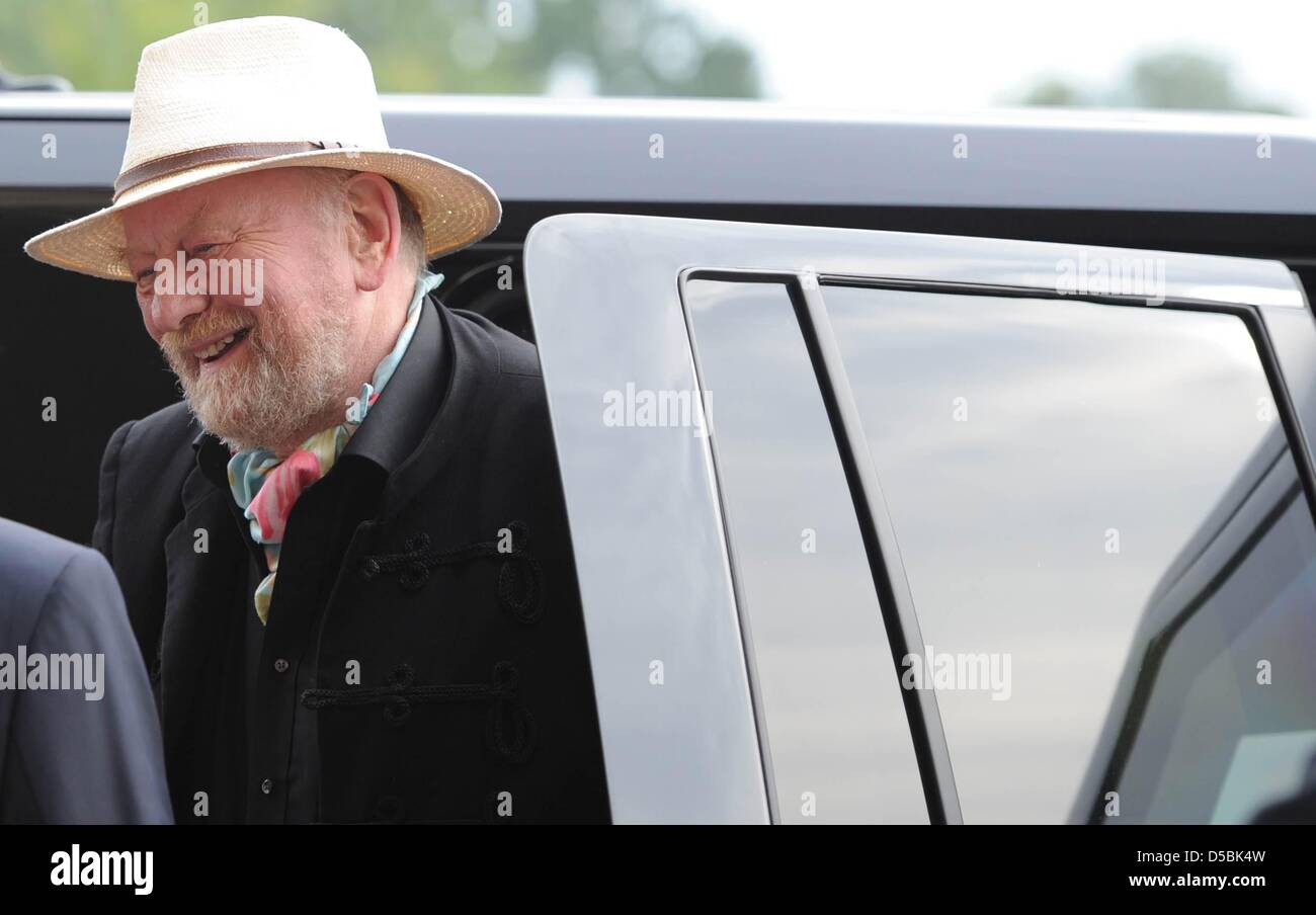 Danish cartoonist Kurt Westergaard, who sparked Muslim anger with ...