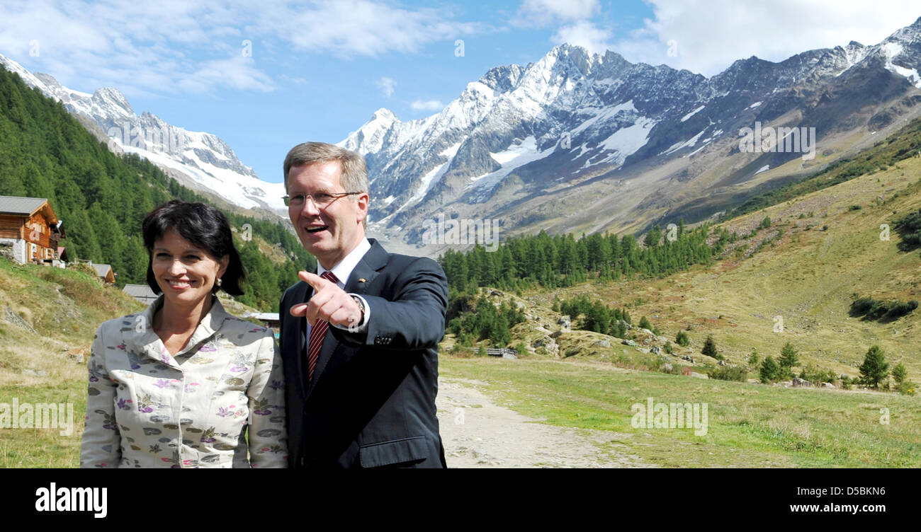 German Federal President Christian Wulff and President of Switzerland ...