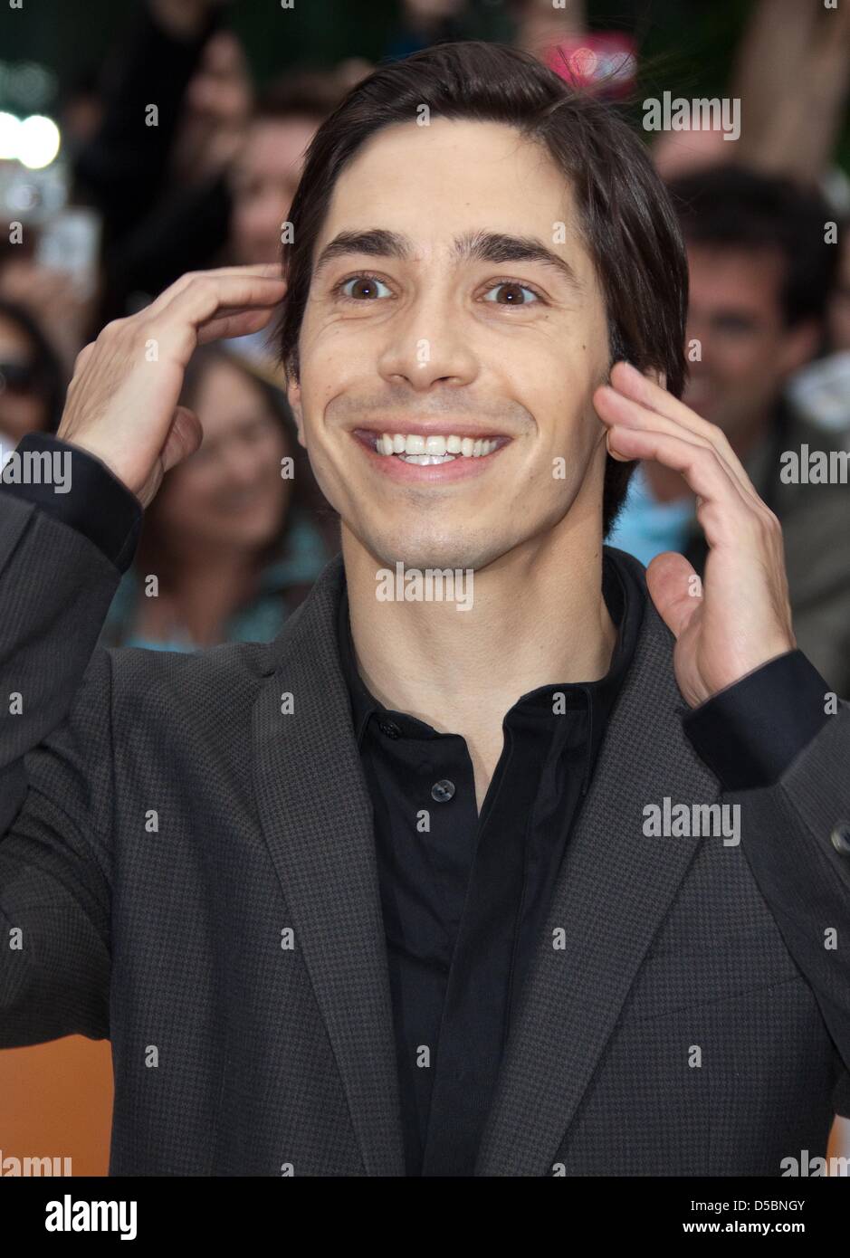 Actor Justin Long attends the premiere of 'The Conspirator' during the ...