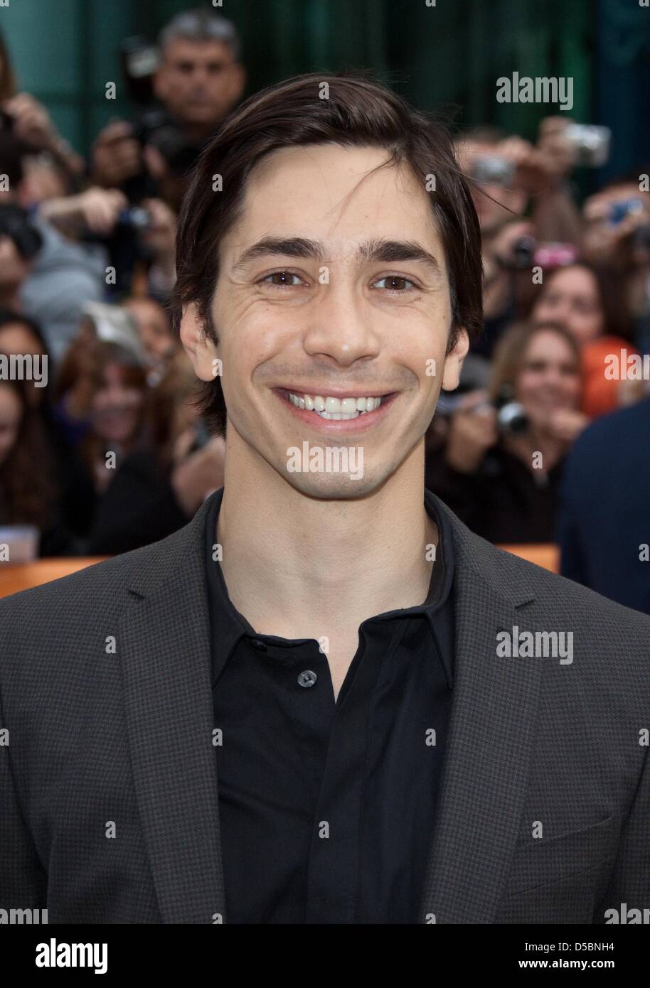 Actor Justin Long attends the premiere of 'The Conspirator' during the ...