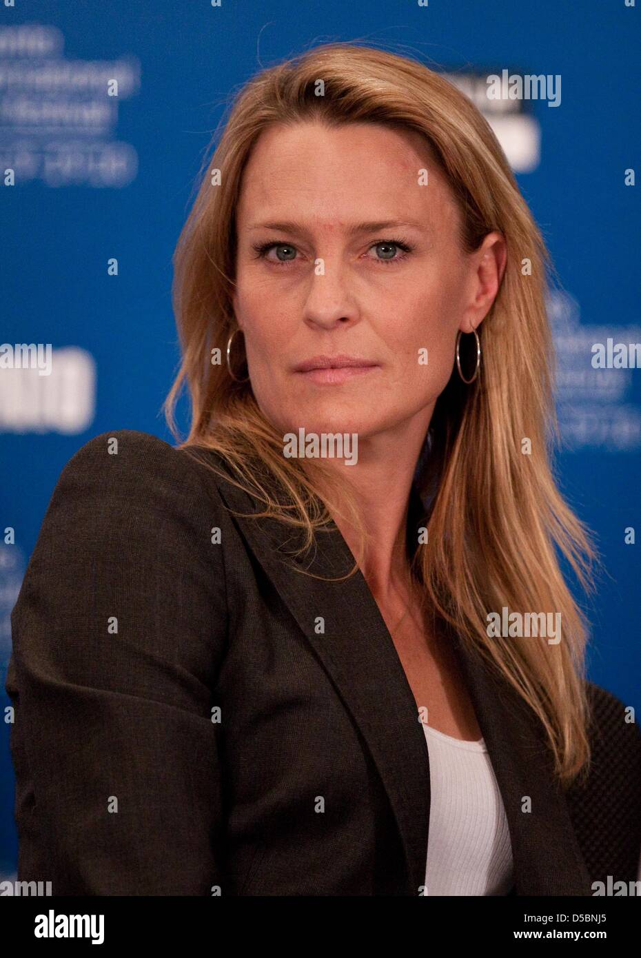 Actress Robin Wright attends the premiere of 'The Conspirator' during ...