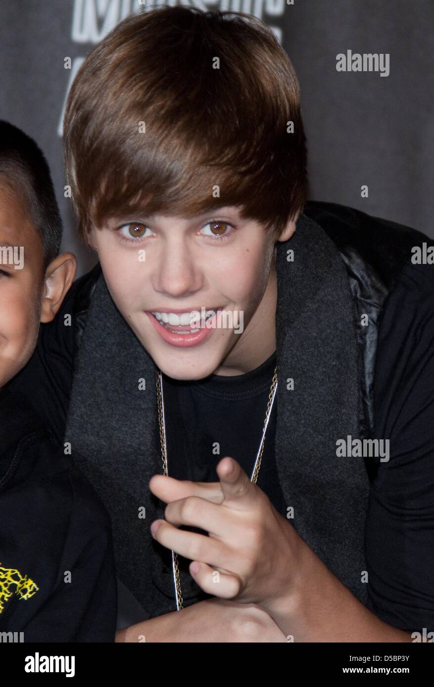 Teen singer justin bieber attends hi-res stock photography and images ...