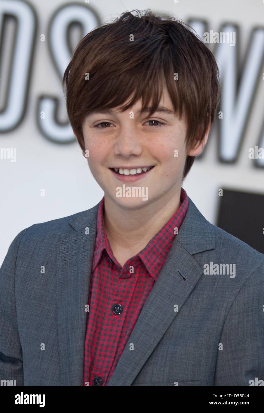 Greyson chance singer hi-res stock photography and images - Alamy