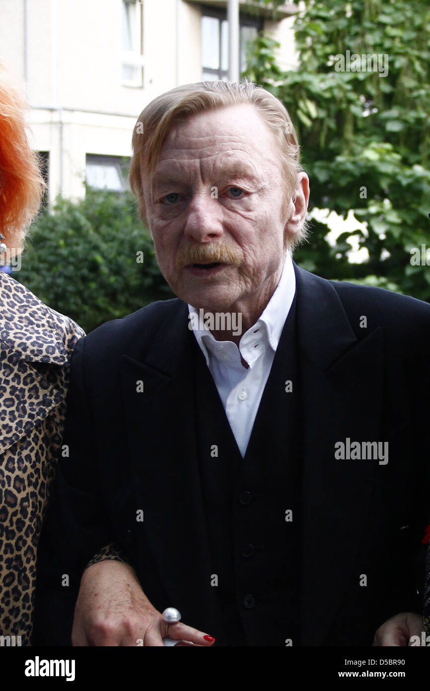 Otto Sander attending the 67th brithday of Star-Coiffeur Udo Walz ...