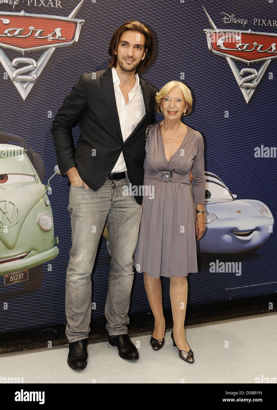 Cars 2 hi-res stock photography and images - Alamy