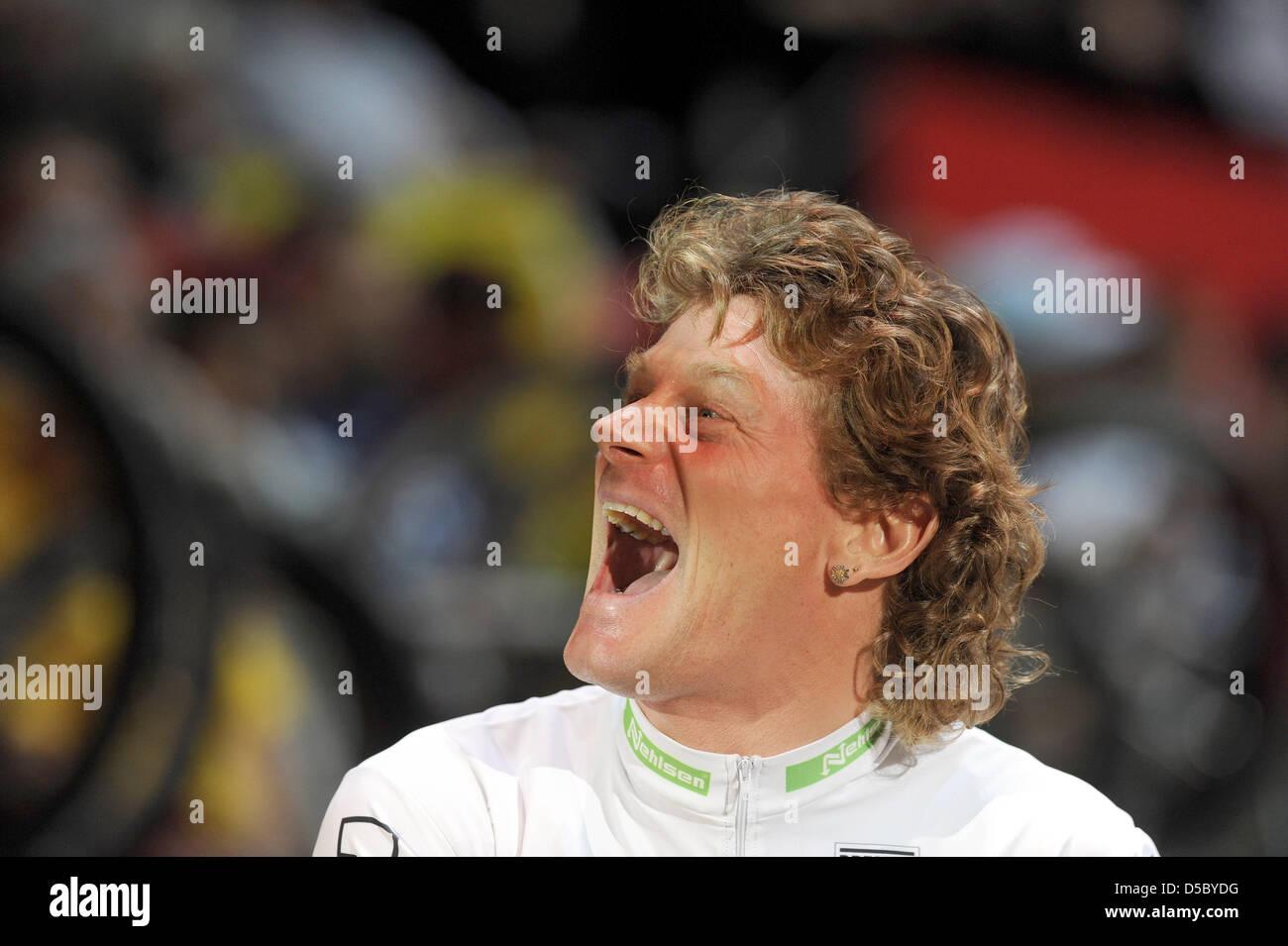 Swiss cyclist Bruno Risi says goodbye at the six day race in Bremen ...