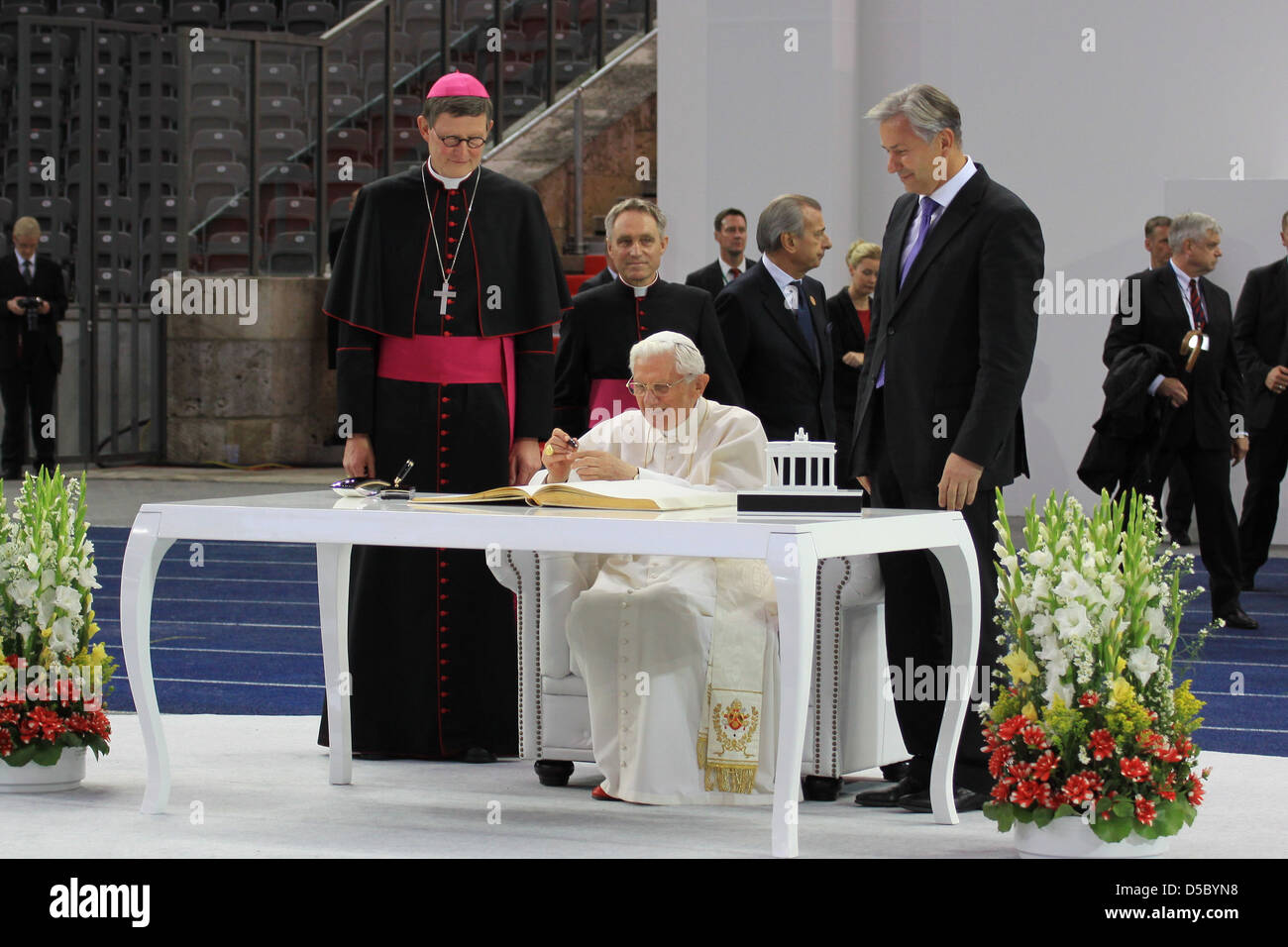 Pope Benedict XVI Klaus Wowereit celebrate a Mass in the olympic ...