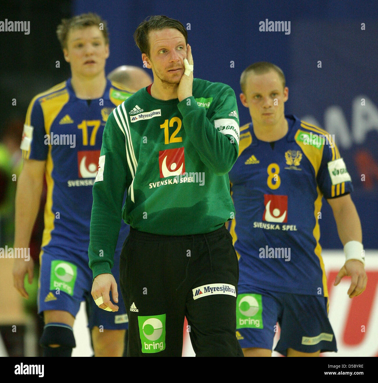 20 und 24 hi-res stock photography and images - Alamy