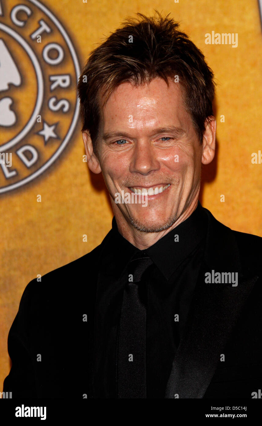 Us actor kevin bacon poses hi-res stock photography and images - Alamy