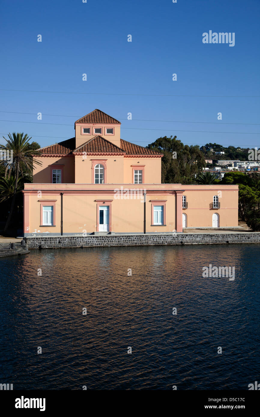 Fusaro lake hi-res stock photography and images - Alamy