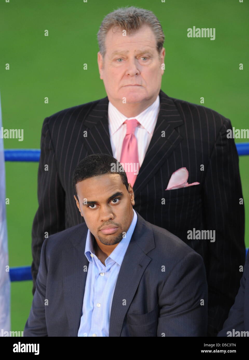 US boxer Eddie Chambers, stands before his promoter Dan Goossen at ...