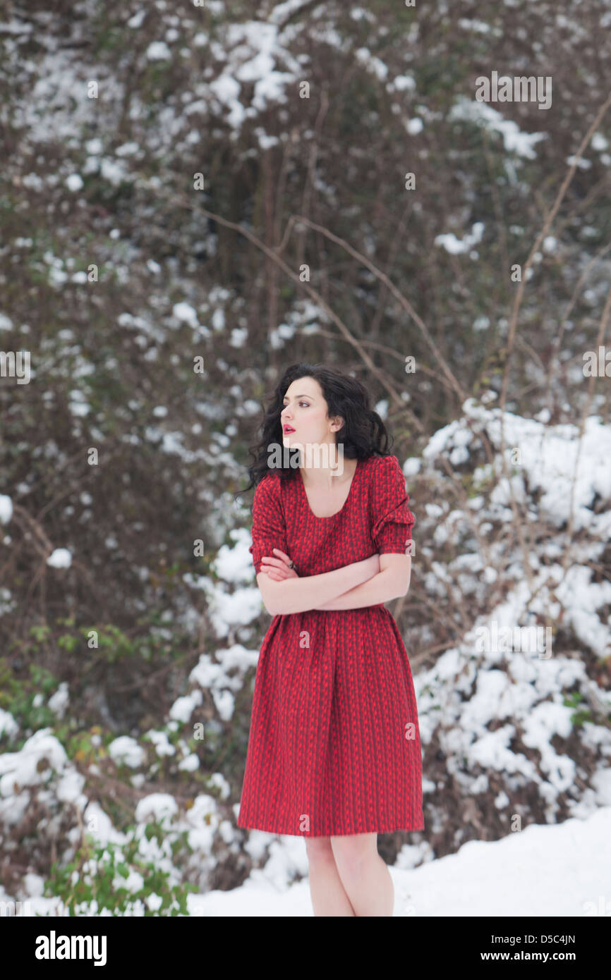 woman shivering and disoriented Stock Photo - Alamy