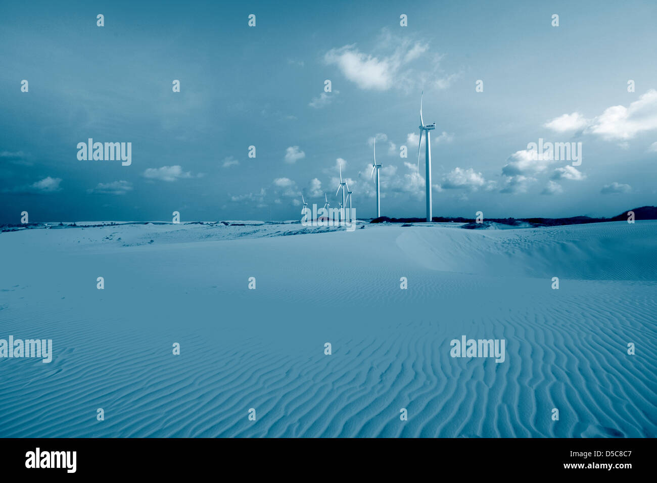 Barchan dunes sahara hi-res stock photography and images - Alamy