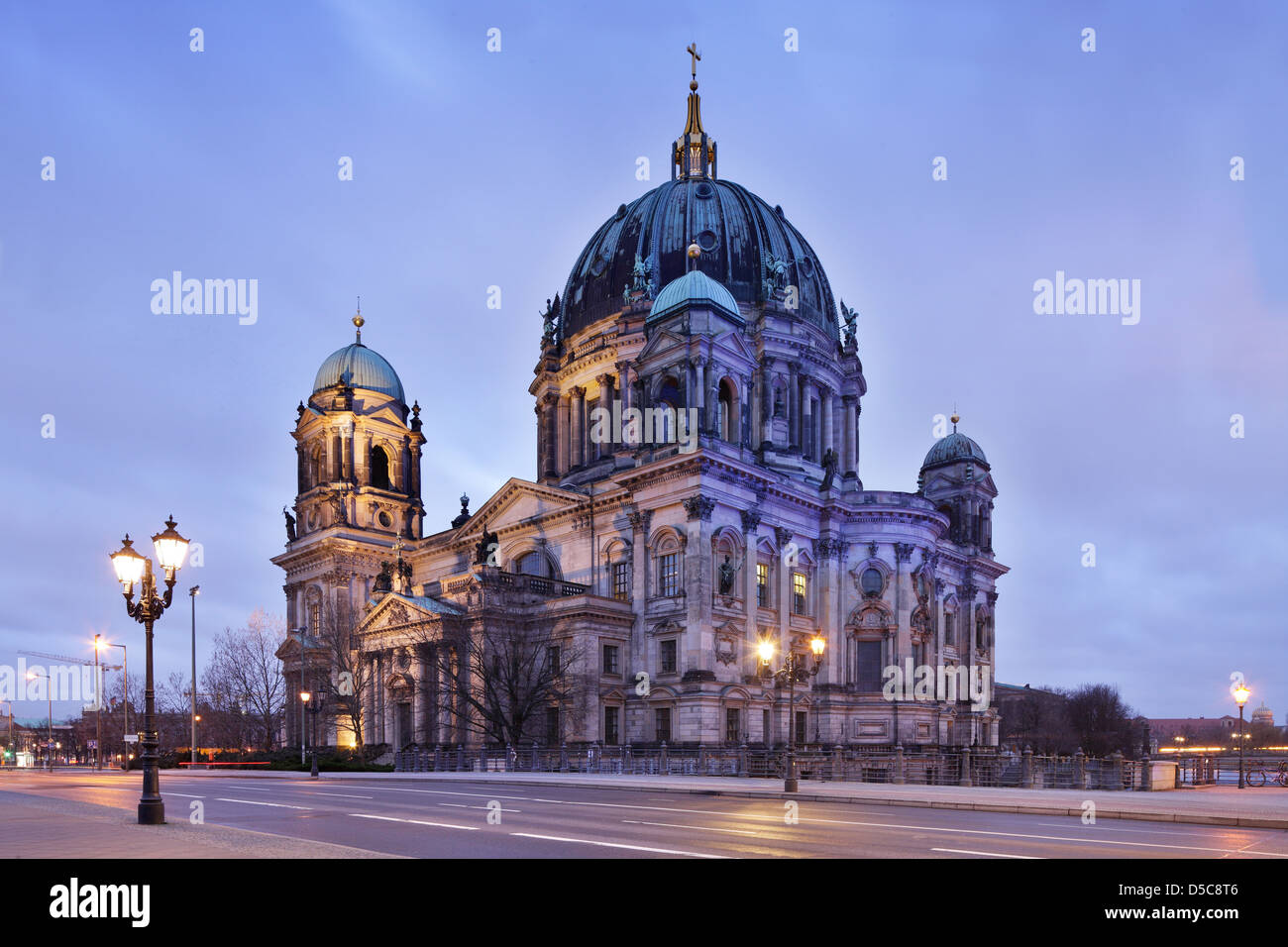 Berlin, Germany, Berlin Cathedral and the Karl-Liebknecht-bridge in the ...