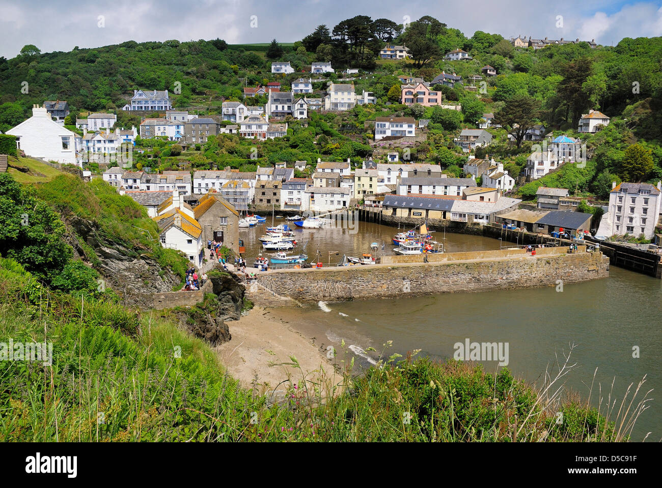Polperro harbour cornwall england uk Stock Photo - Alamy