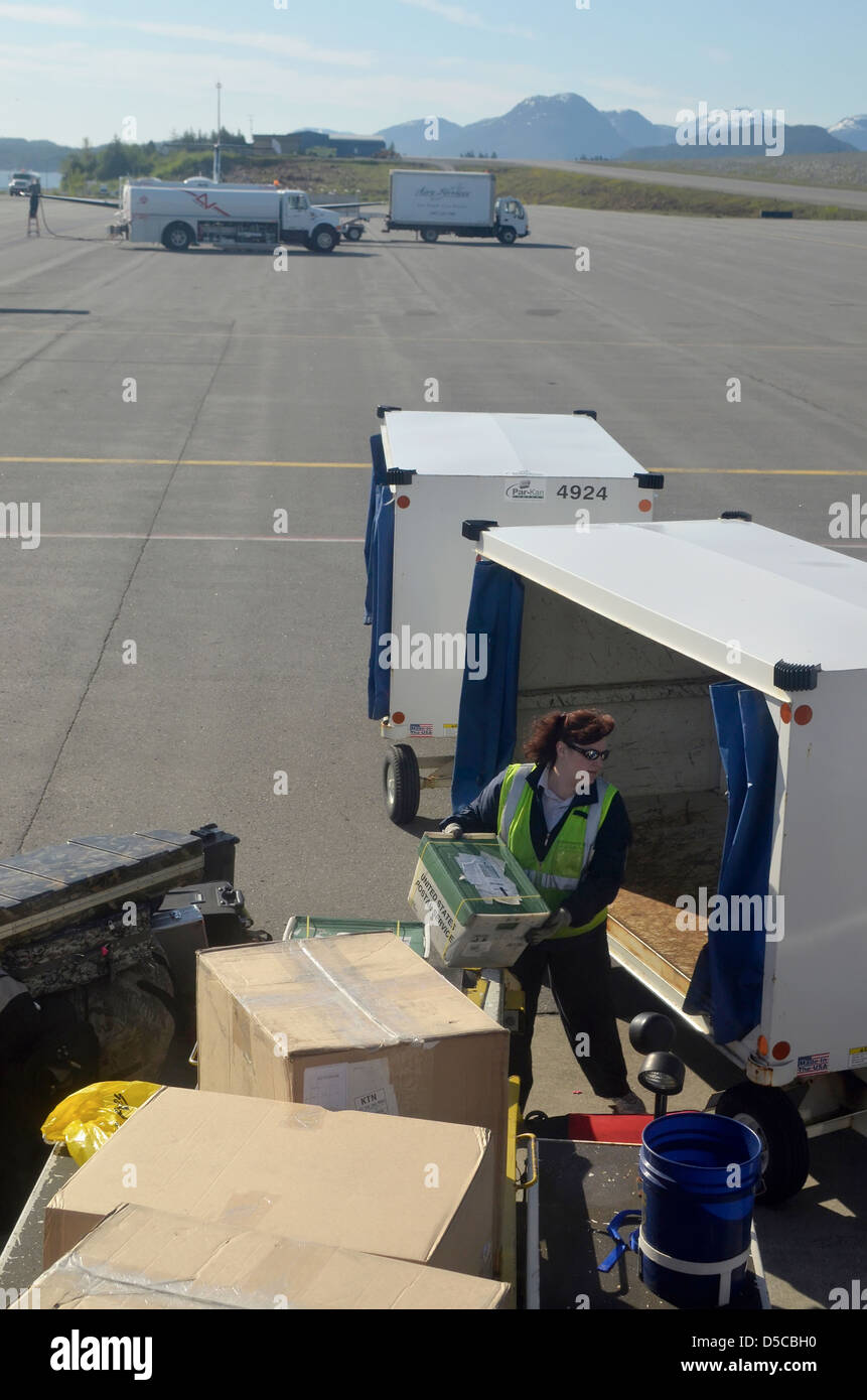 Mail plane hi-res stock photography and images - Alamy