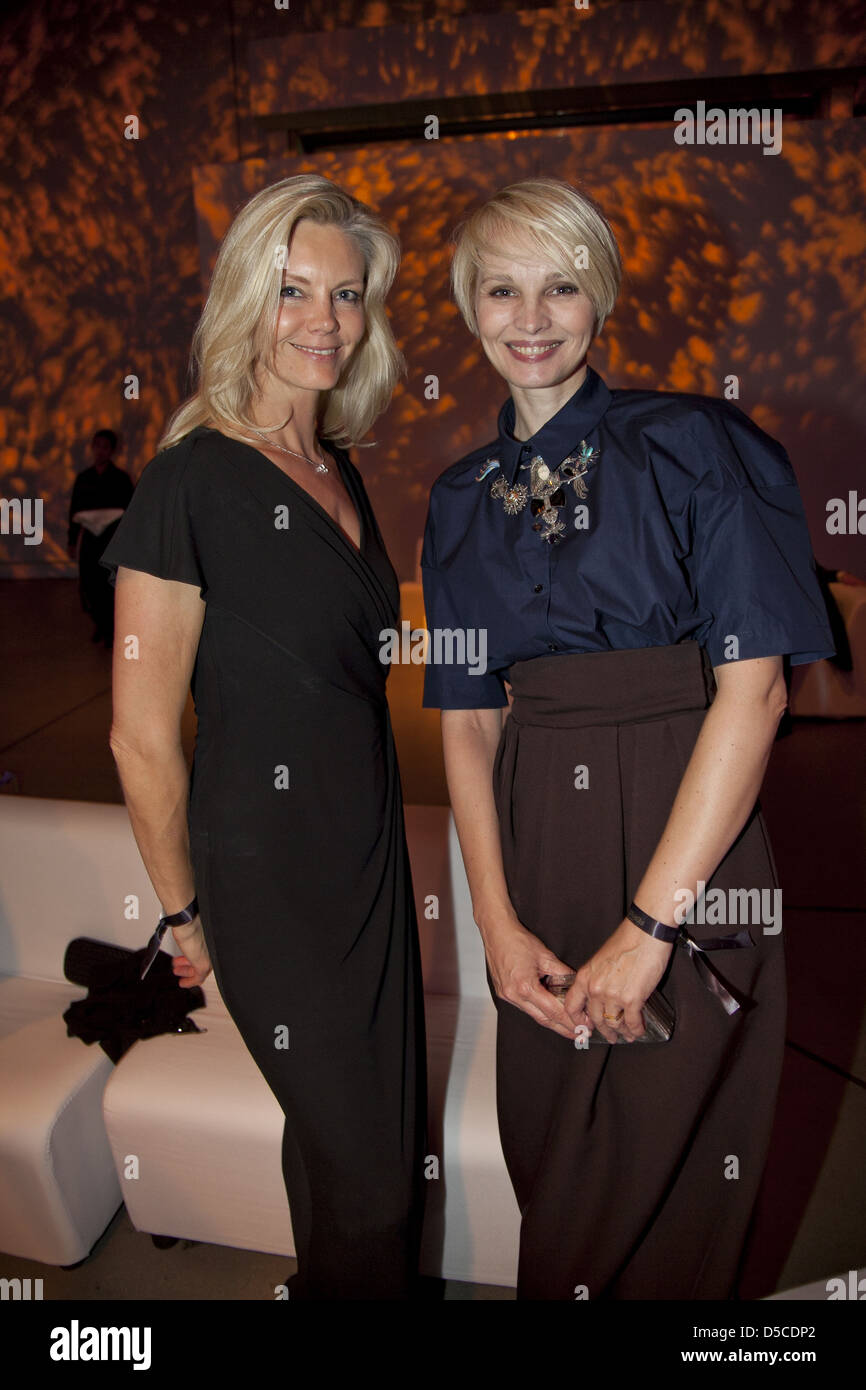 Susan Atwell and Guest at Deutscher Fernsehpreis 2011 at Coloneum ...