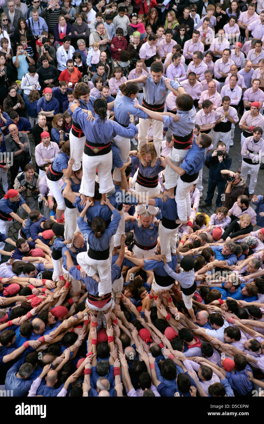 Human castles in girona spain hi-res stock photography and images - Alamy