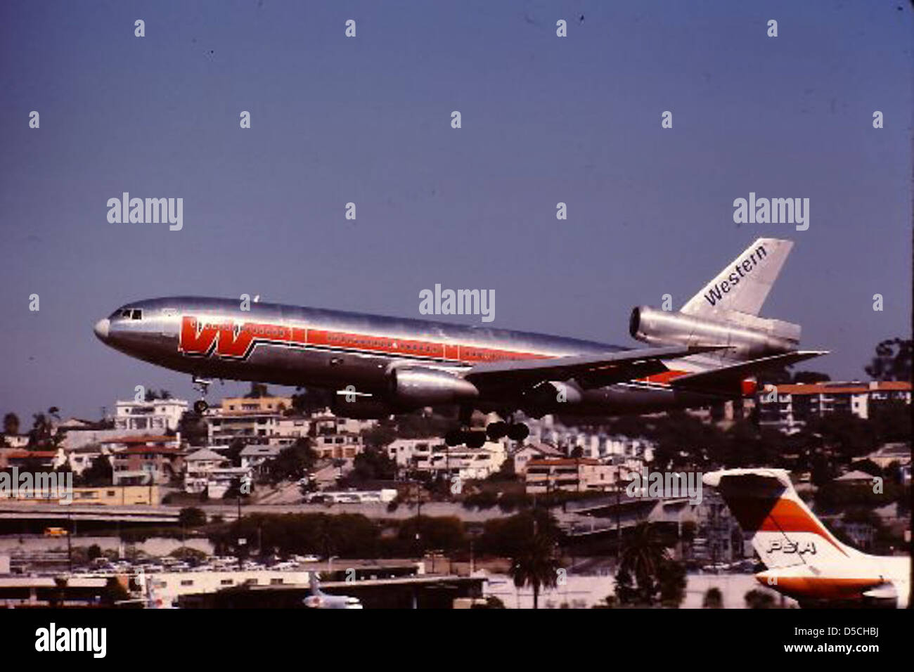 Mcdonnell Douglas Dc10 High Resolution Stock Photography and Images - Alamy