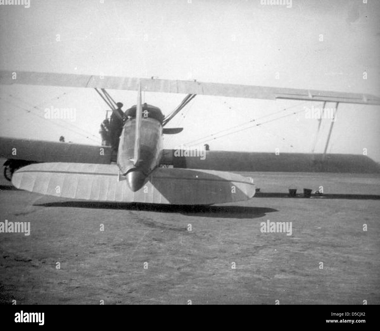 1925 aircraft hi-res stock photography and images - Alamy