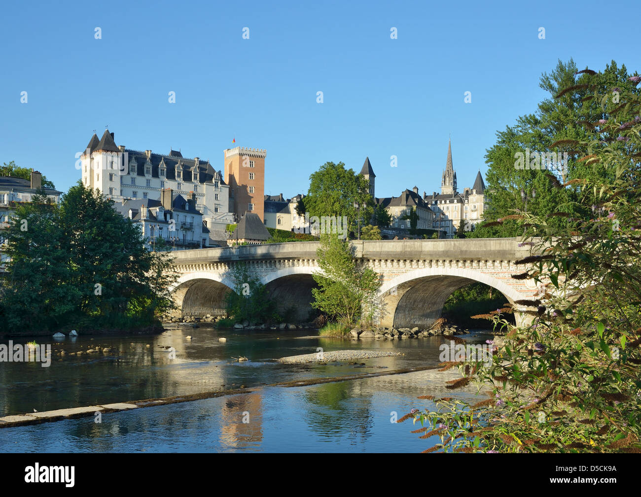 Pau view hi-res stock photography and images - Alamy