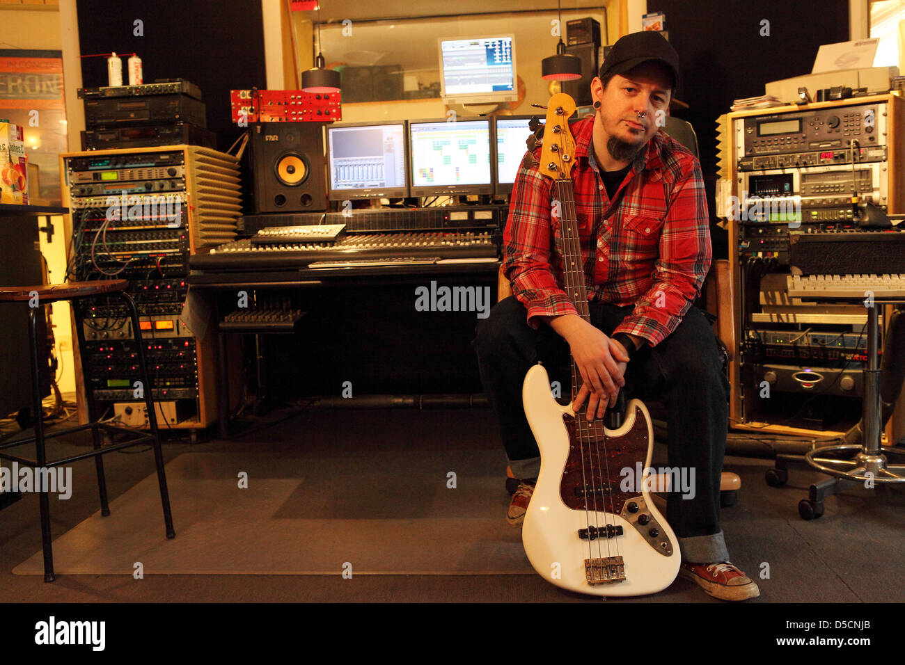 Adam dera ado band betontod hi-res stock photography and images - Alamy