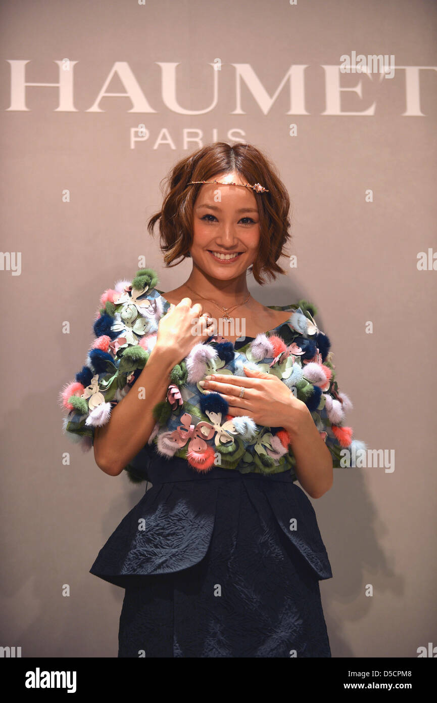 Chisa girl next door, Mar 28, 2013 : Girl next door vocalist Chisa ...