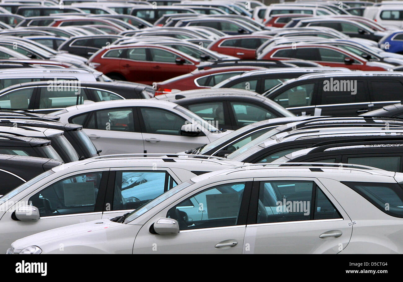 Car terminal hi-res stock photography and images - Alamy