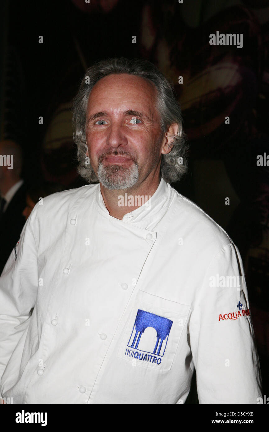 Staack hi-res stock photography and images - Alamy