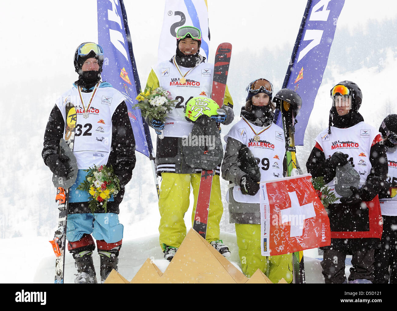 Valmalenco, Italy. 28th March 2013. Broby Leeds (USA), Gurimu Narita ...