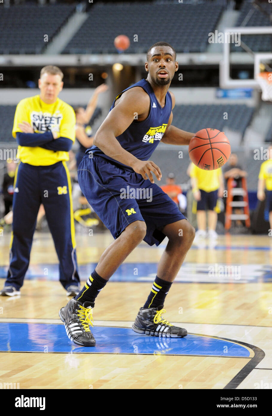 Tim hardaway jr media day hi-res stock photography and images - Alamy