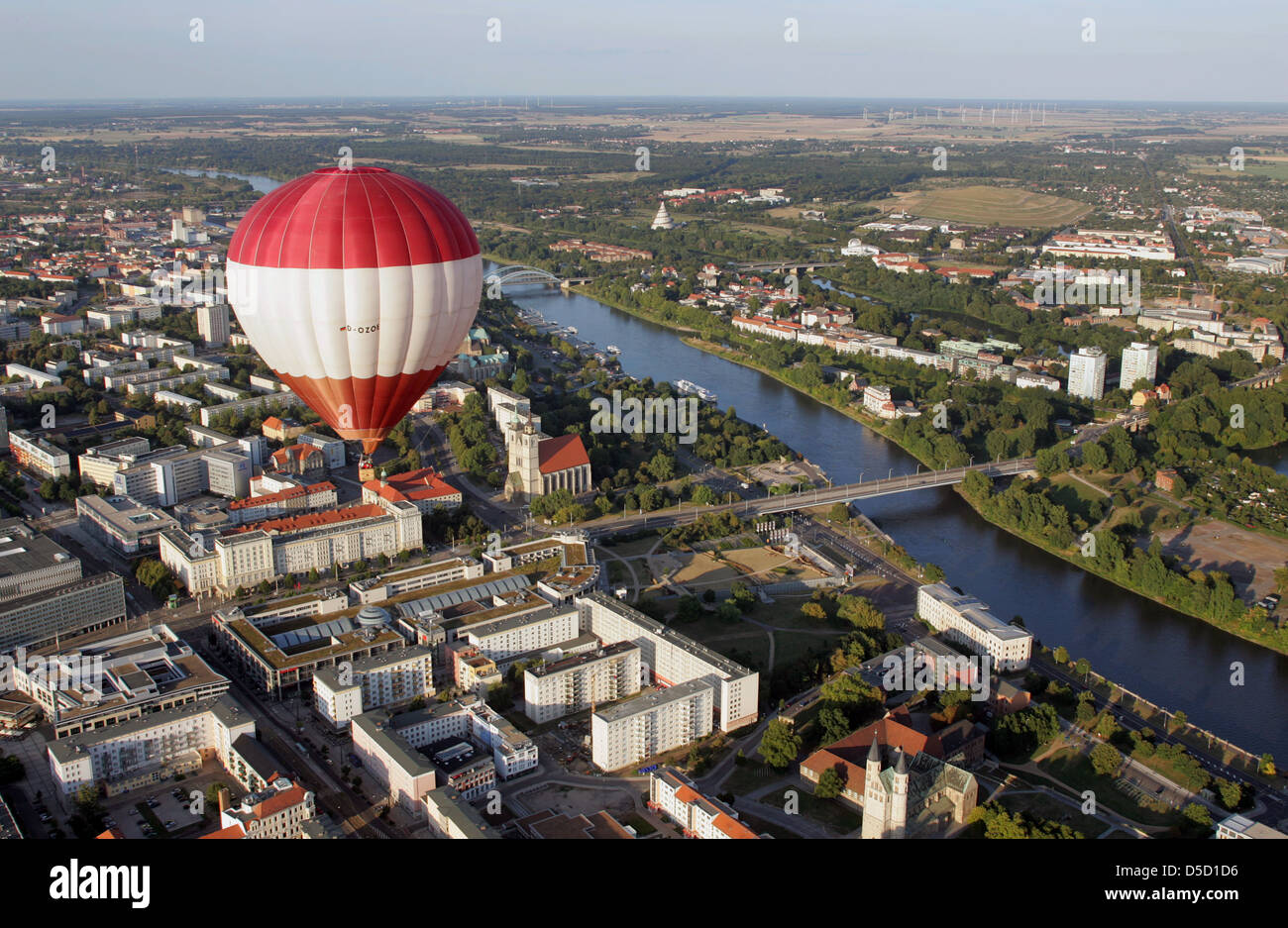 Magdeburg, Germany, hot-air balloon hovering over the city Stock Photo ...