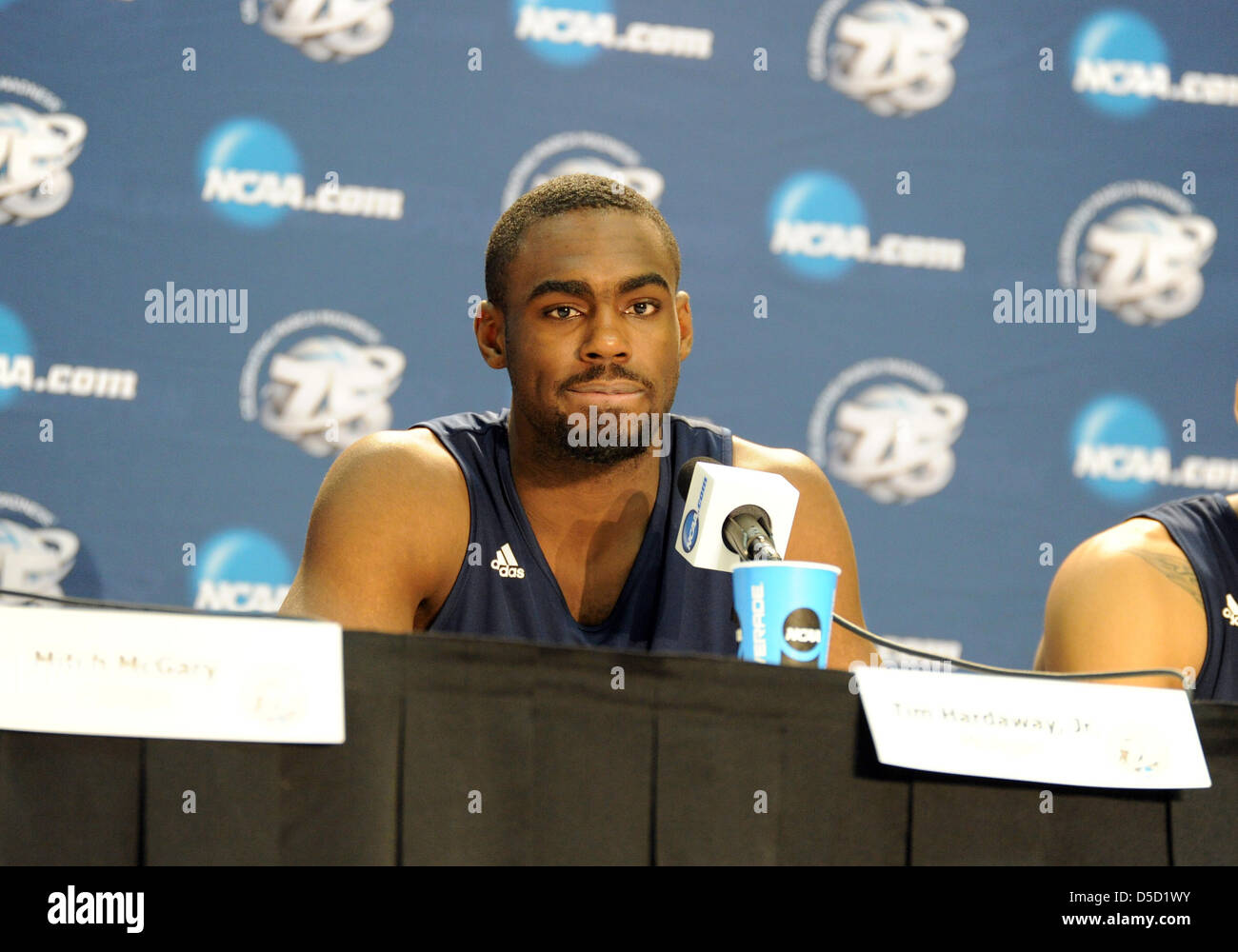 Tim hardaway jr media day hi-res stock photography and images - Alamy